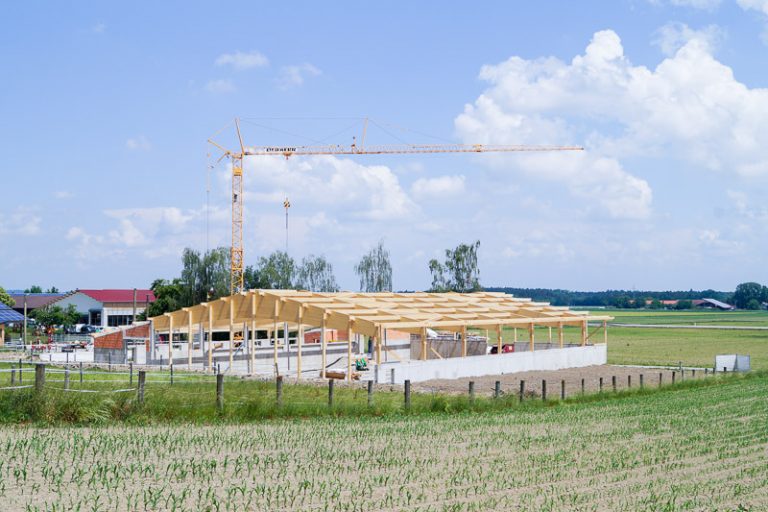 landplan-bayern_reitanlage_reitstall_pferdestall_planung_bau ...